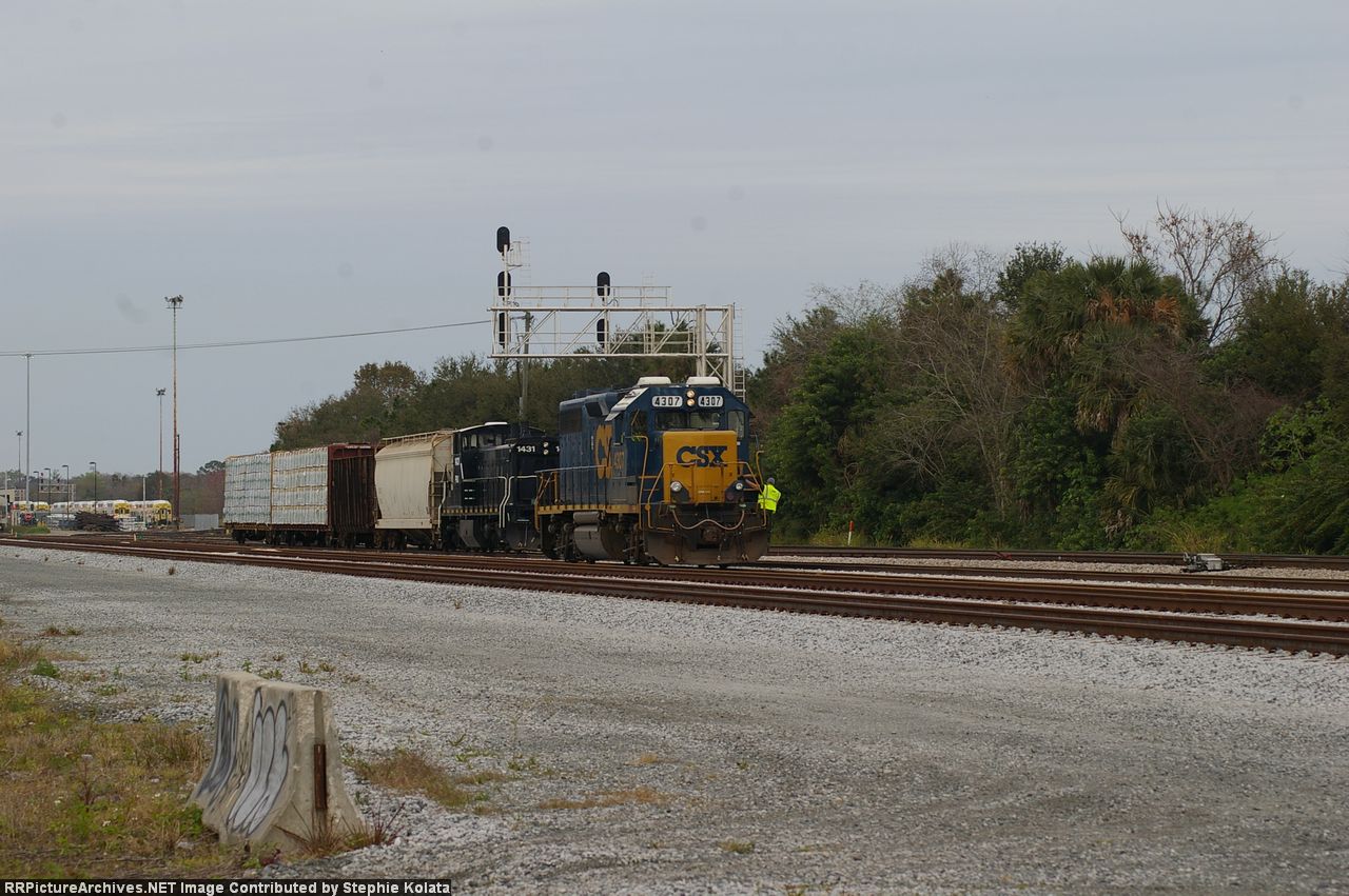 CSX 4307 RUNNING AROUND PRLX 1431